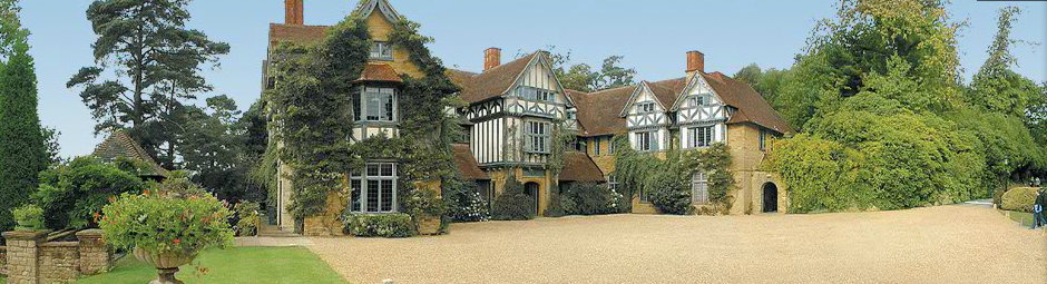 The 10 Most Expensive Boarding Schools In the World - Insider Monkey