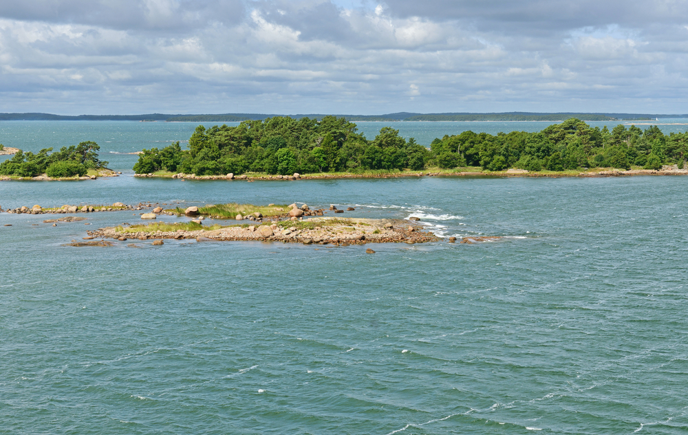 10 Countries with Most Islands In the World - Insider Monkey