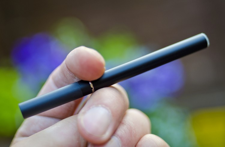 10 Top Smokeless Cigarettes Brands in America - Insider Monkey