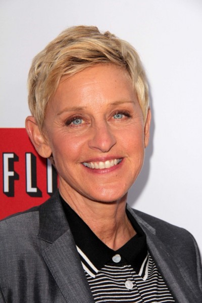 10 Easiest Female Celebrities to Impersonate - Insider Monkey