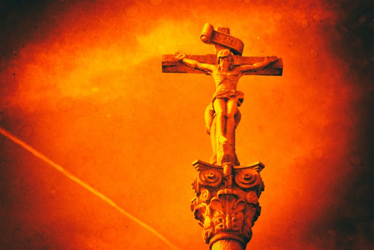 11 Most Painful Cruel Horrific Deaths and Execution Methods in History ...