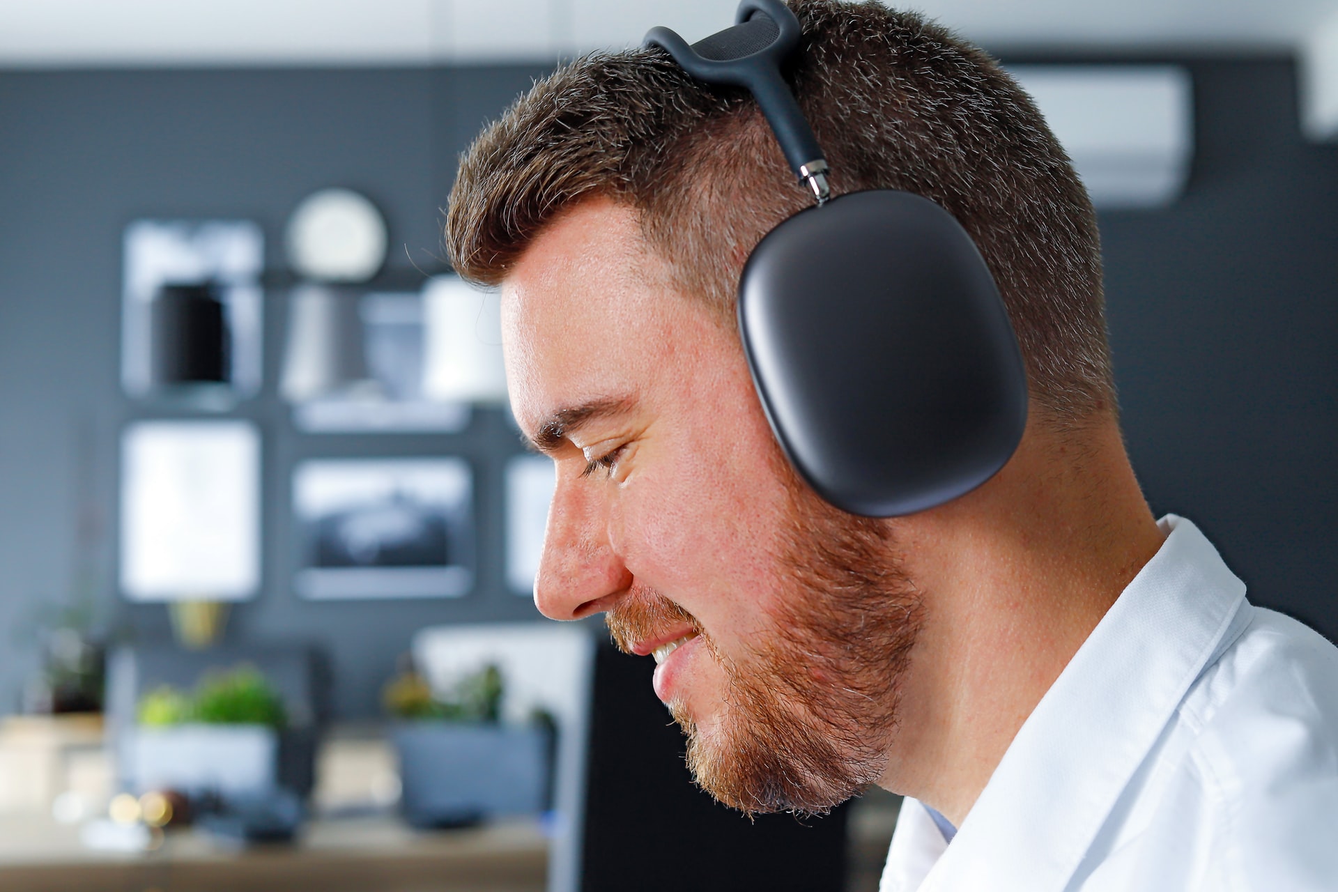 5 Best Music Stocks to Invest in - Insider Monkey