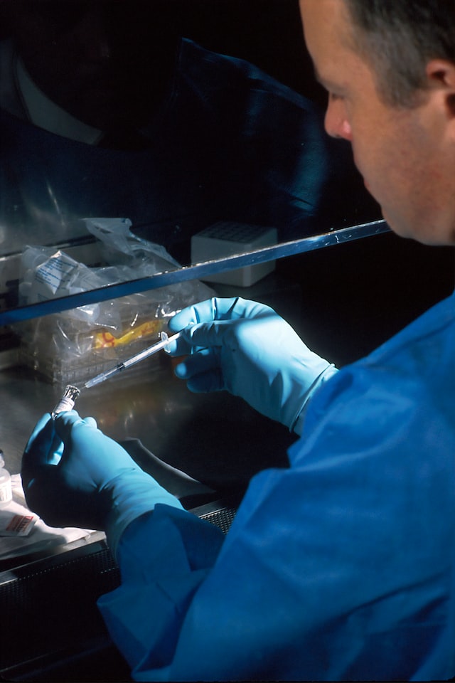 Erasca (ERAS) Climbs to 3-Year High as Analyst Hikes PT by 83% ...