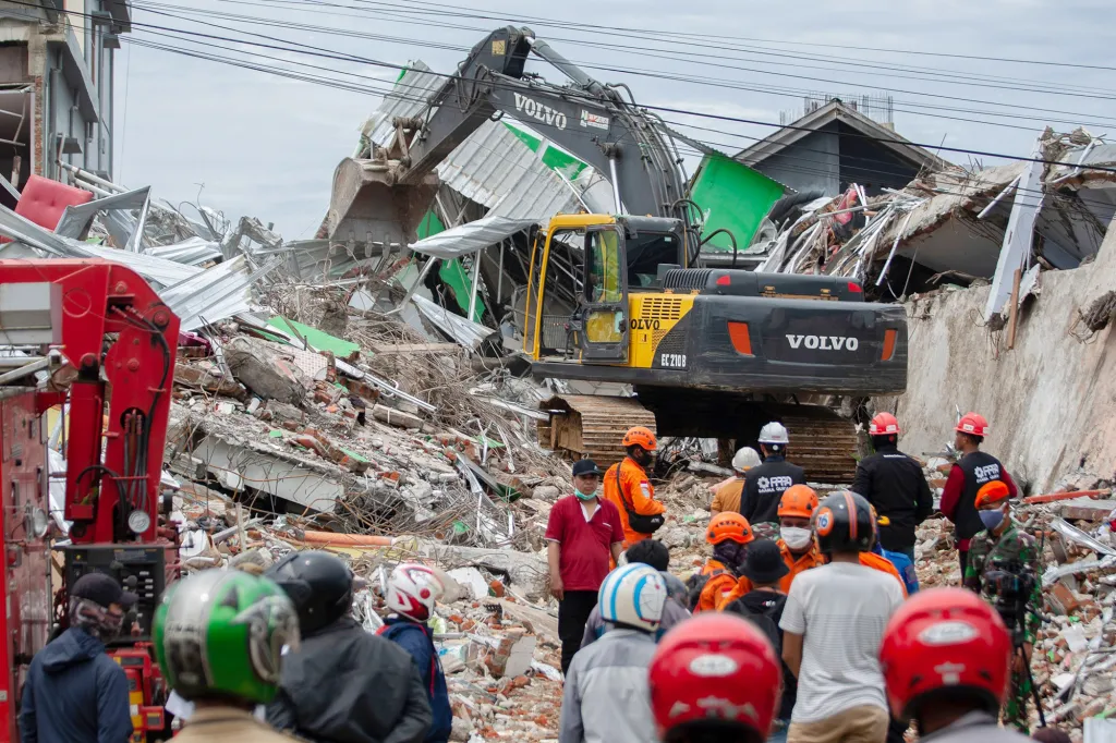 5 Most Earthquake-Prone Countries in the World - Insider Monkey