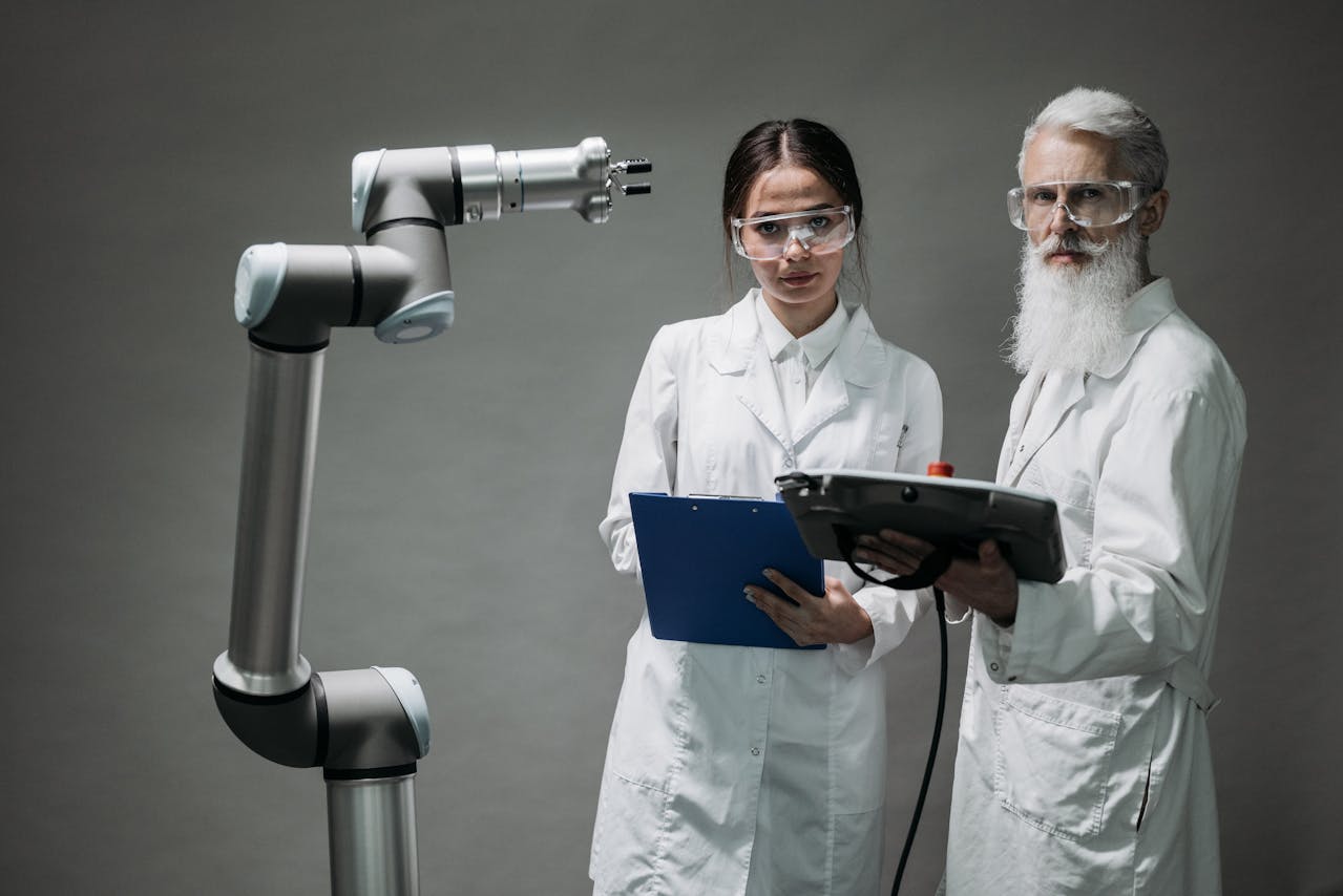 Intuitive Surgical (ISRG) Is Pushing 100 Upgrades to Its da Vinci 5 ...